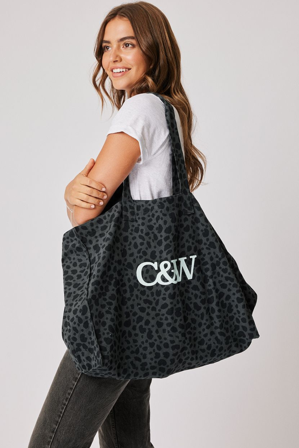 Olivia Tote Bag - Charcoal Leopard – Chasingmax
